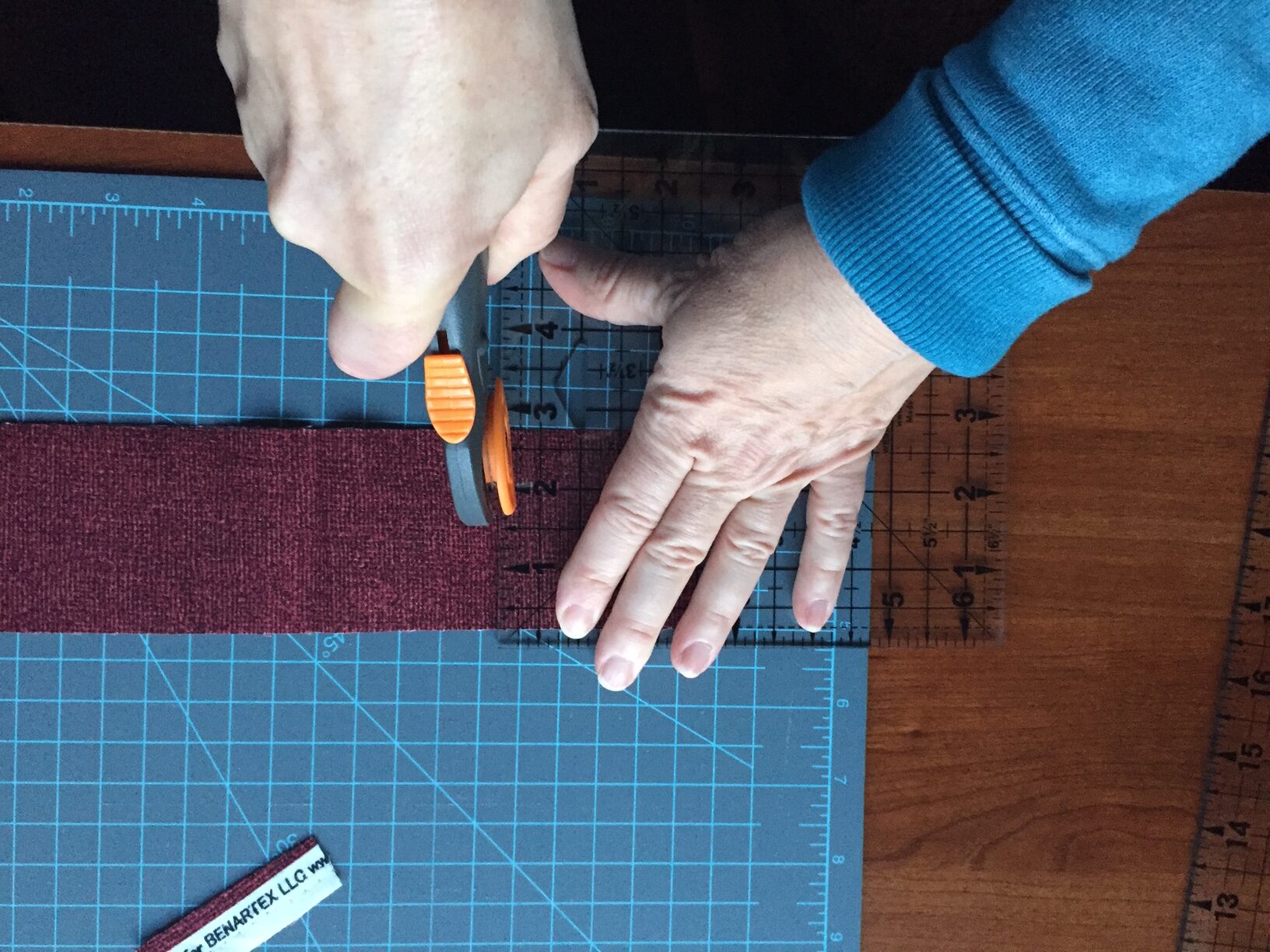Quilting 101: Cutting Fabric with a Rotary Cutter - lakegirlquilts