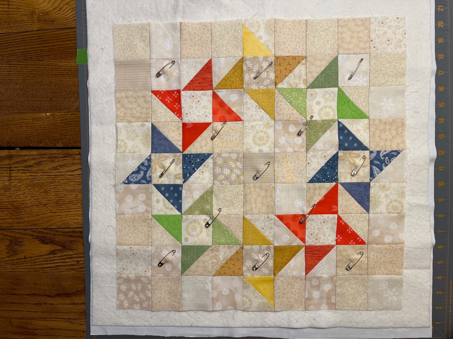 Easy Friendship Wreath Quilt Pattern - lakegirlquilts