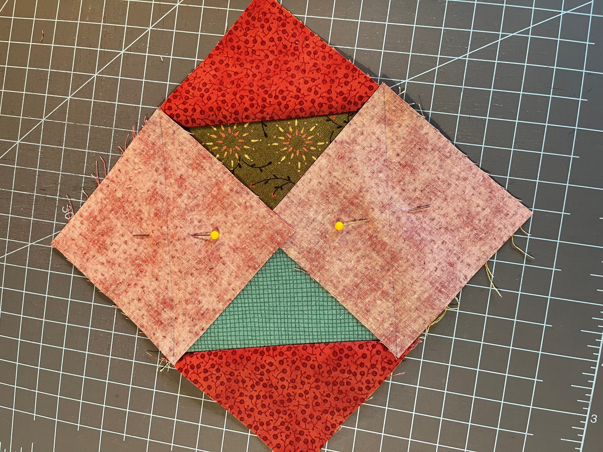 Ornament #8 Quilt Block for Shiny + Bright Quilt - lakegirlquilts