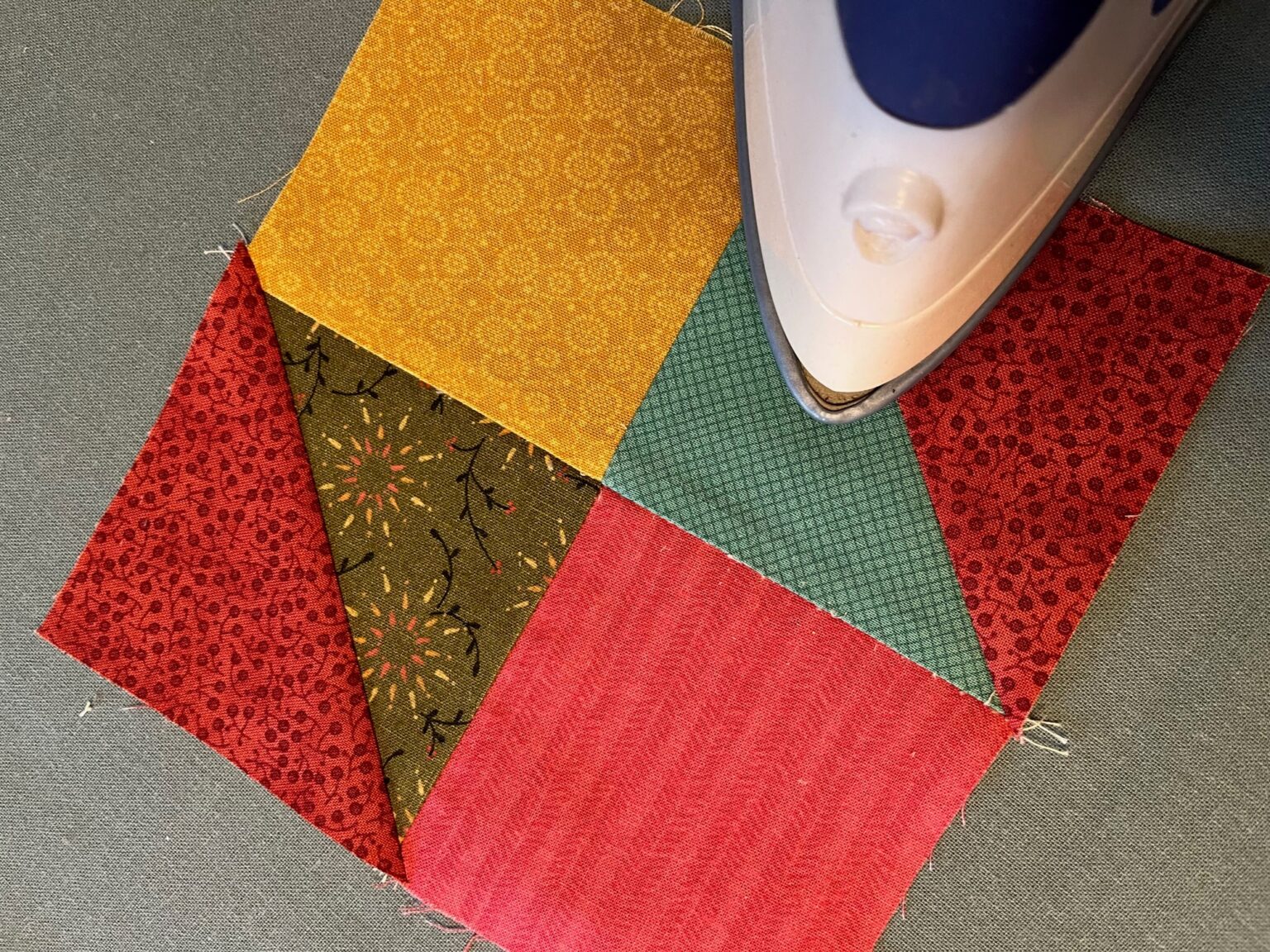 Ornament #8 Quilt Block for Shiny + Bright Quilt - lakegirlquilts
