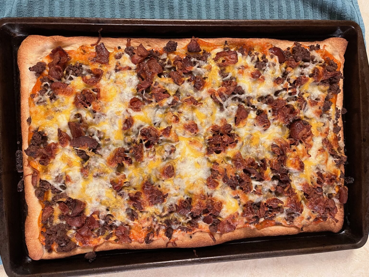 Ultimate Homemade Bacon Cheeseburger Pizza - lakegirlquilts