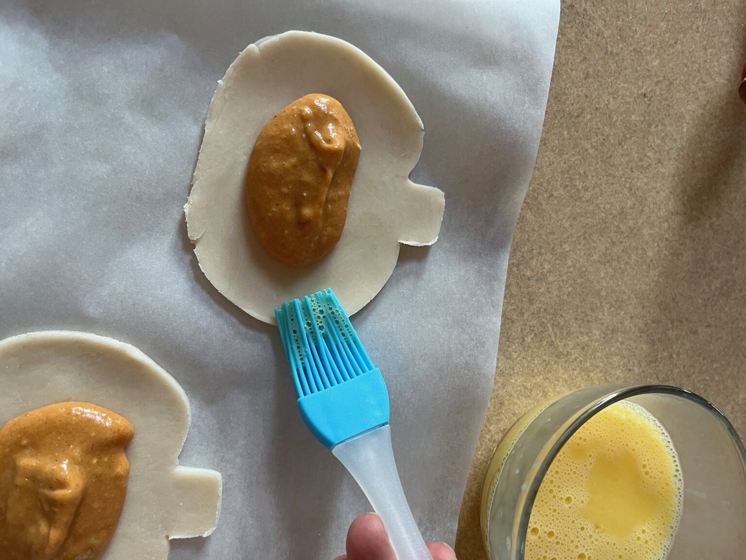 Homemade Pumpkin Pie Hand Pies: Easy and Adorable! - lakegirlquilts